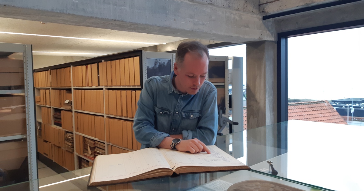 Besøg dit arkiv og bliv klogere på dig selv og din by - Museum Østjylland